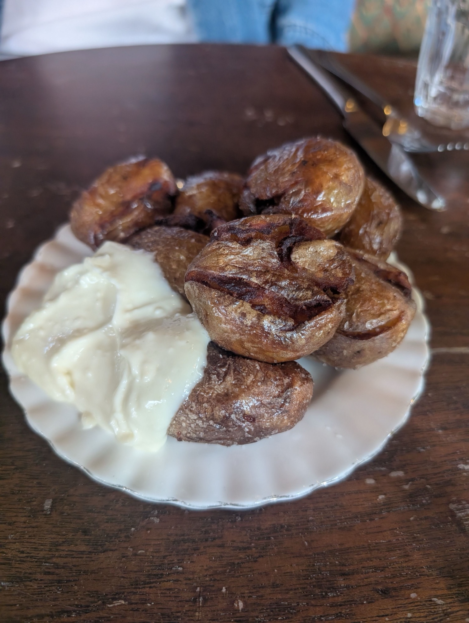 The Plimsoll, Finsbury Park, London N4 – Burger Source